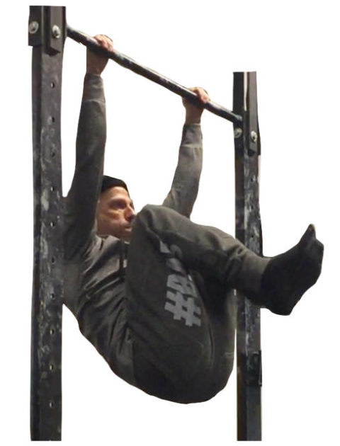 Hanging knee raises, the exercise that will give you strong Abs